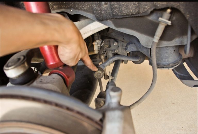 Car Suspension Noises – Clunks and Squeaks Diagnosis - NAPA Auto Parts Blog